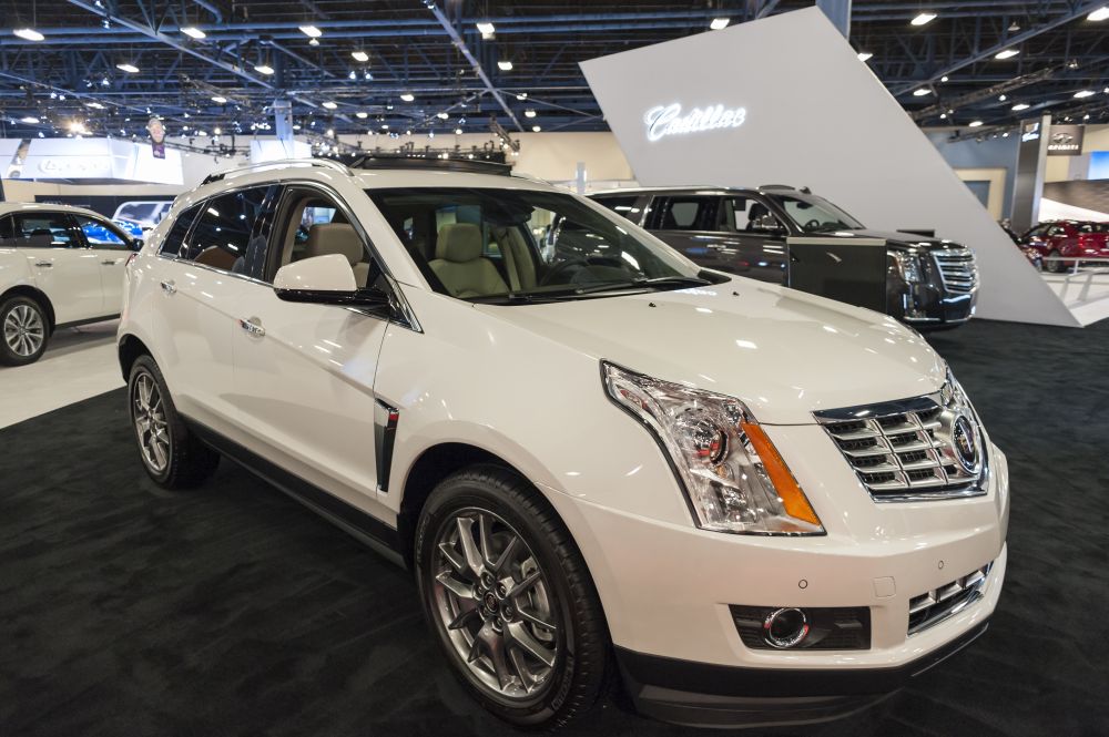 Inside the New Cadillac SRX Crossover - CheckIn